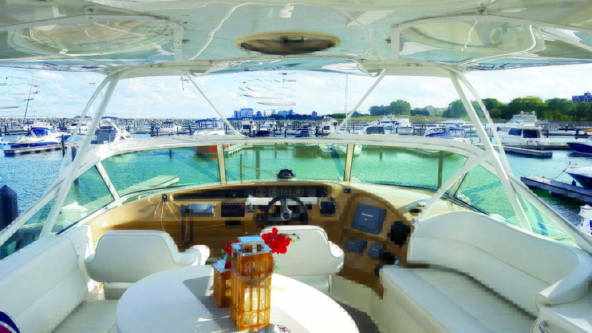 Choosing the right window materials - Marine Fabricator